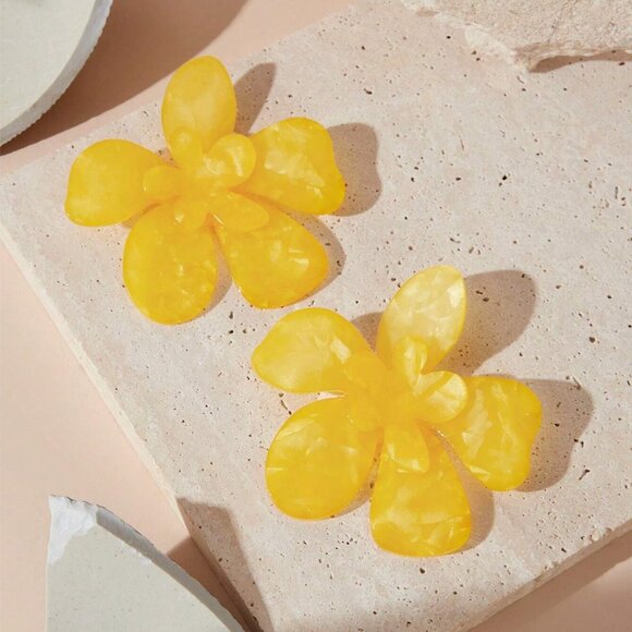 Zara | Jewelry | Zara Huge Amber Yellow Shell Finish Statement Earrings ...